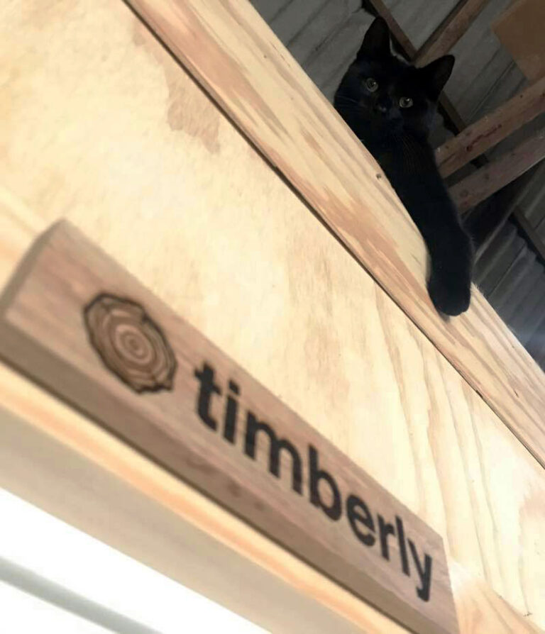 Om Timberly | Timberly